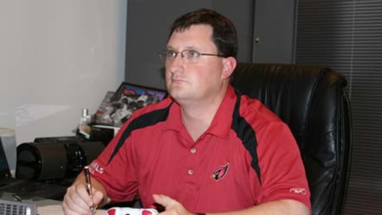 Miller Takes a Pass At Offense