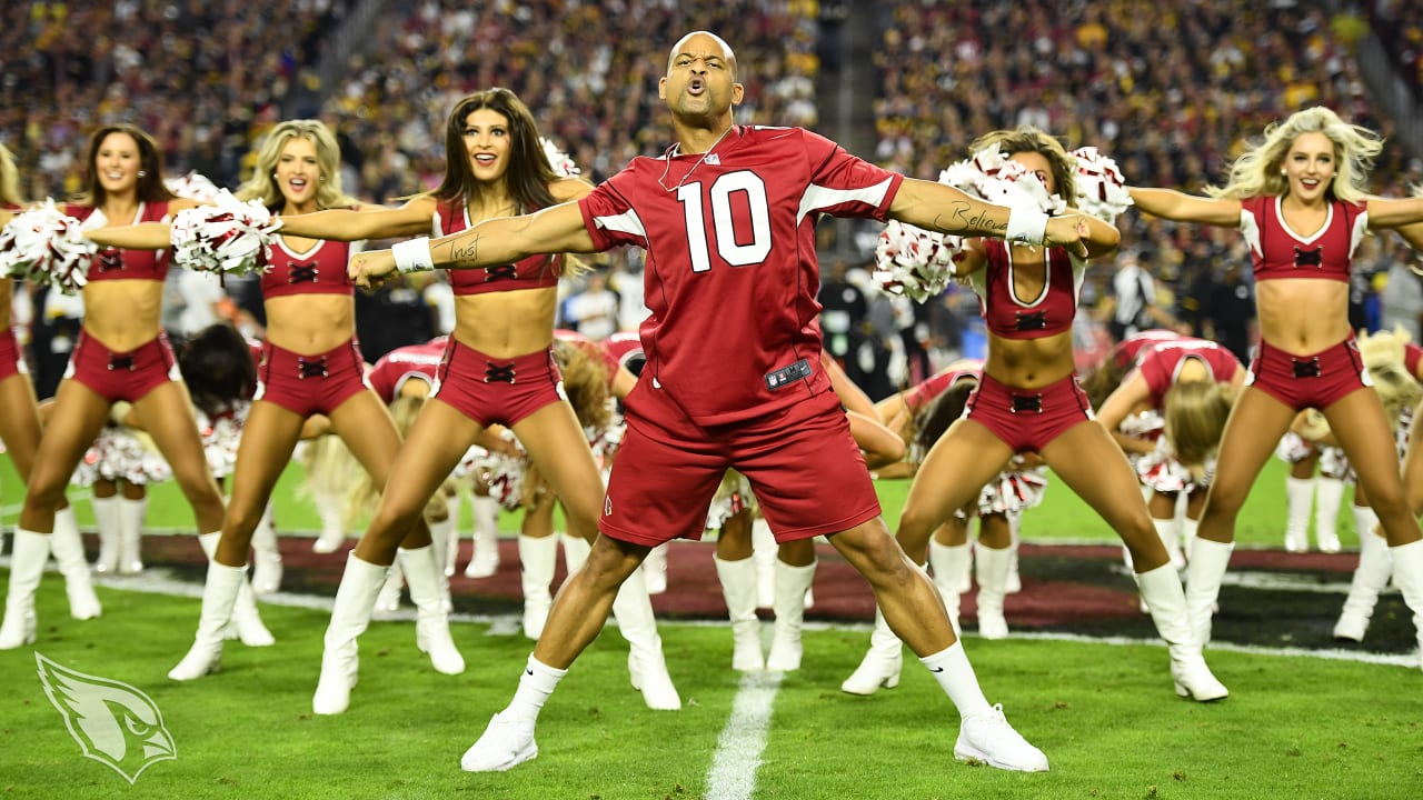 Cardinals Cheerleaders Performing With Shaun T