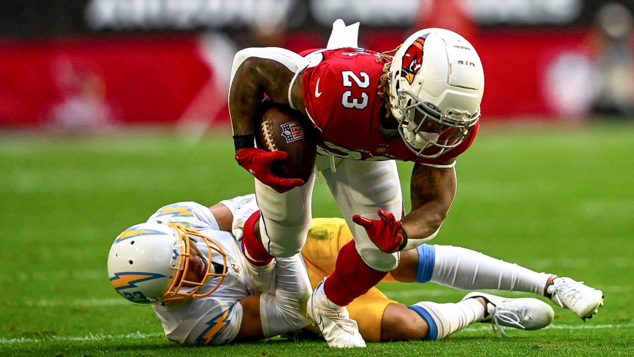 HIGHLIGHT: Clement's First Catch Picks Picks Up First Down