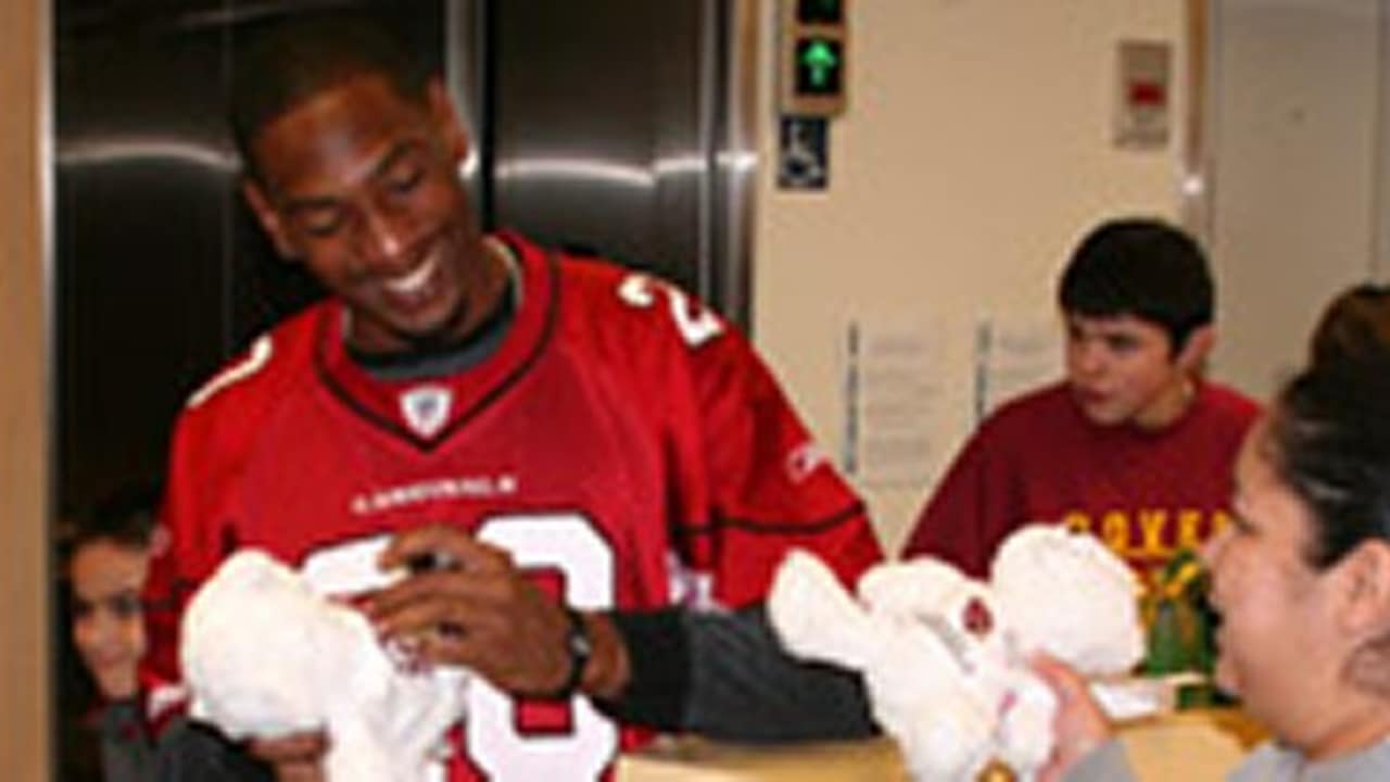 Teddy Bear Express Visits Local Hospitals