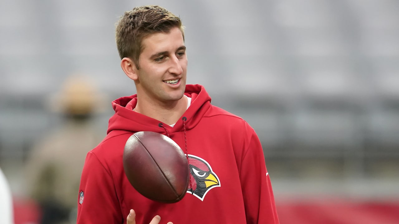 Josh Rosen y las especulaciones al iniciar trabajos de temporada baja