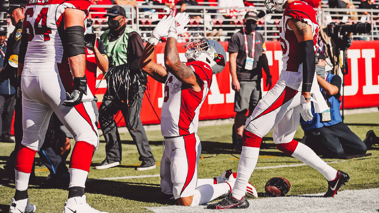 Cardinals running back James Conner blows up the 49ers, gaining 173 ...