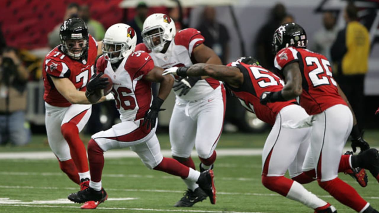 Stephens-Howling Rushes For Career-Best 127