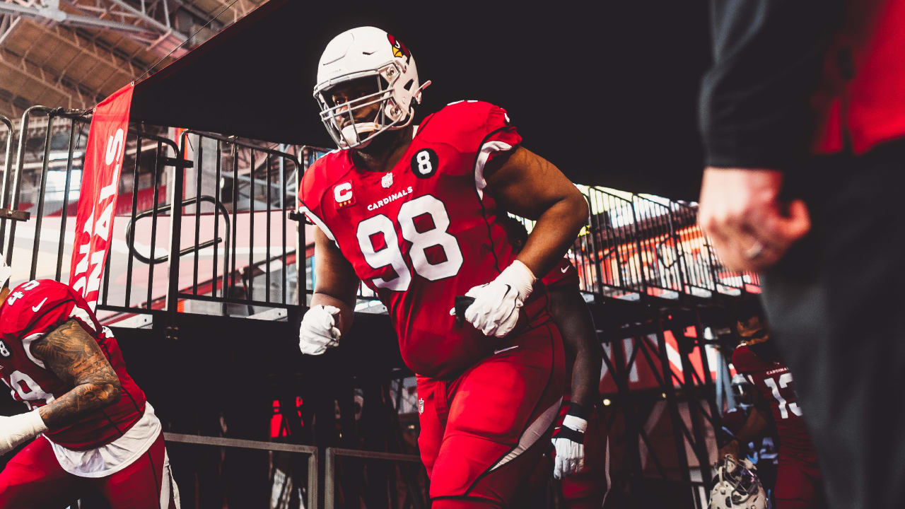Cardinals Re-Sign Defensive Lineman Corey Peters