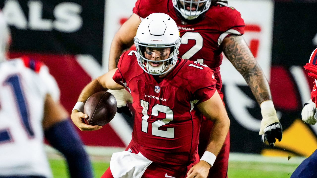 HIGHLIGHT: McCoy Breaks Tackle To Convert On Fourth Down