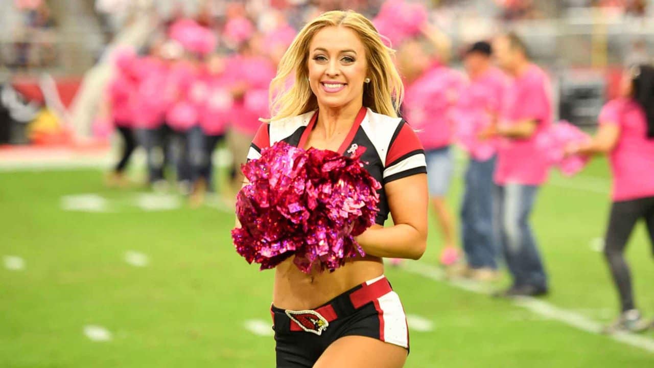 Cheerleader Of The Week - Hannah