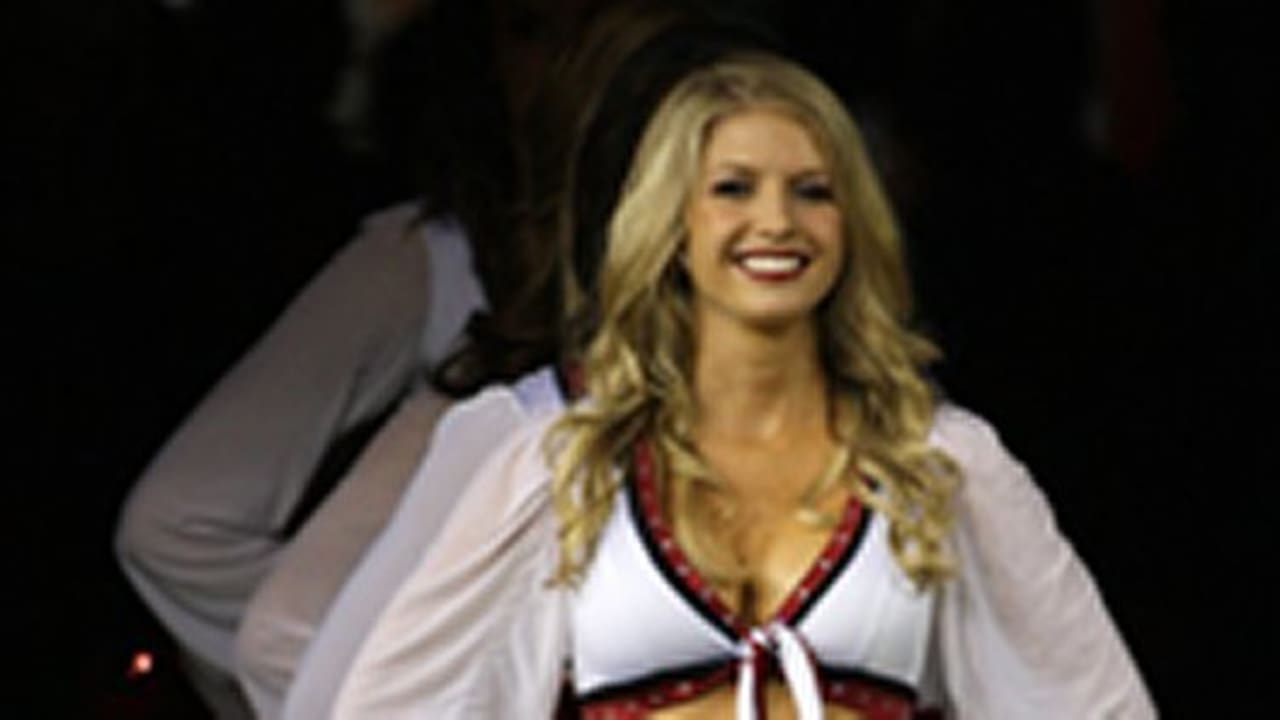 Cheerleader of the Week - Jacque