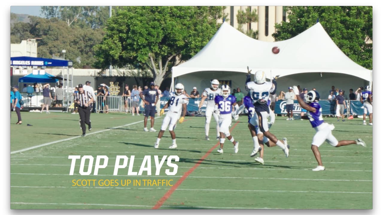 Top Plays: Artavis Scott in Traffic
