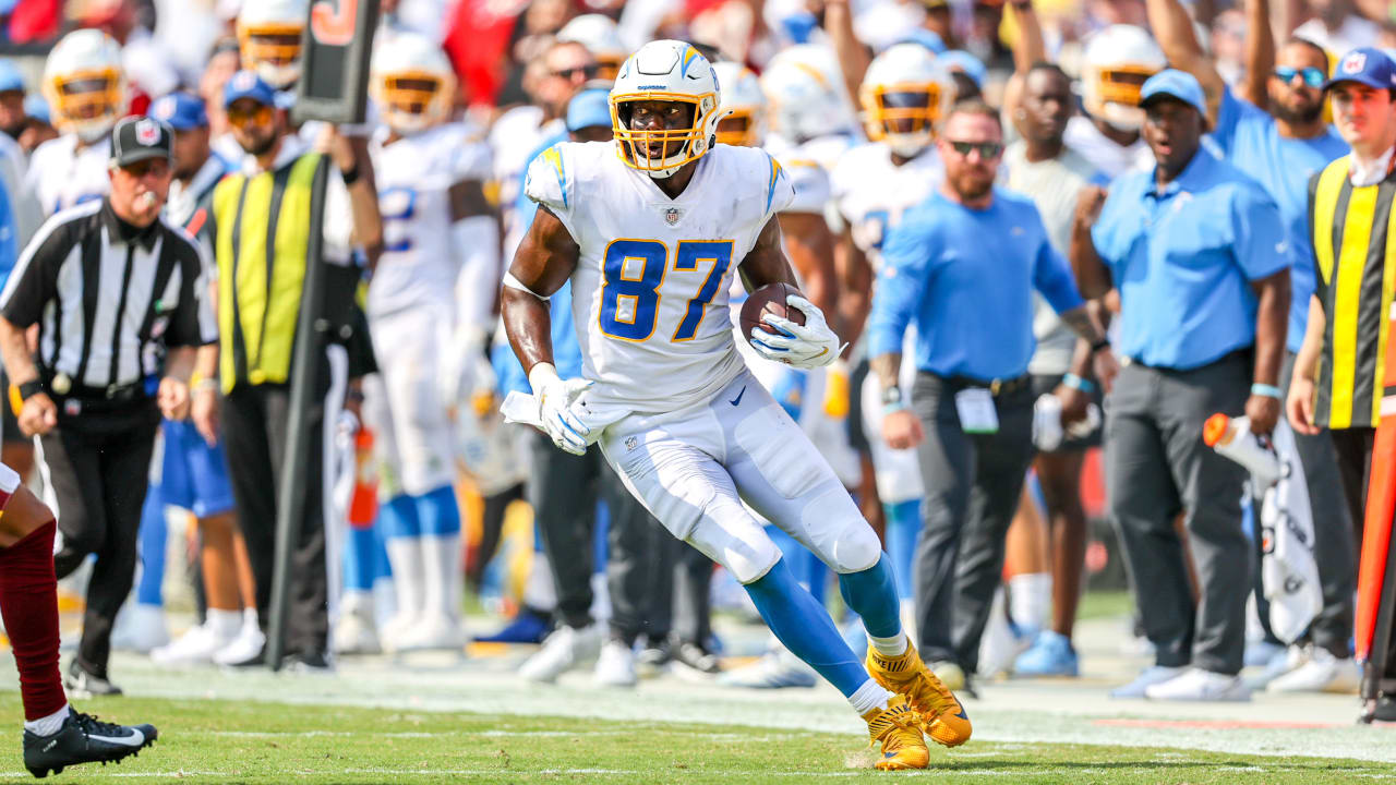 Game Highlights: Justin Herbert Finds Jared Cook for 23-yard Reception