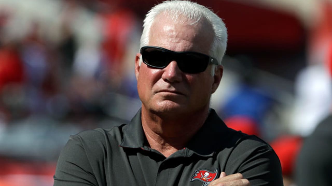 Chargers Kick Off Head Coach Interviews with Mike Smith