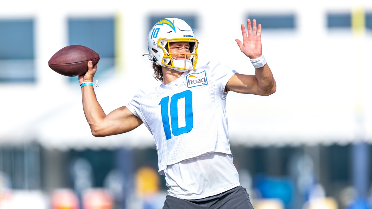 Photos: Bolts Final Week 13 Tune-Up