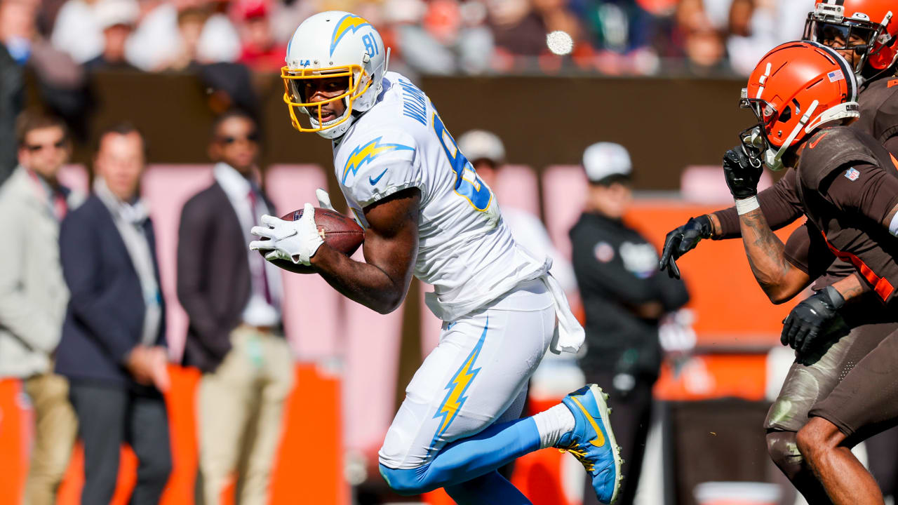 Can't-Miss Play: Mike Williams on 38-Yard Jumping Catch