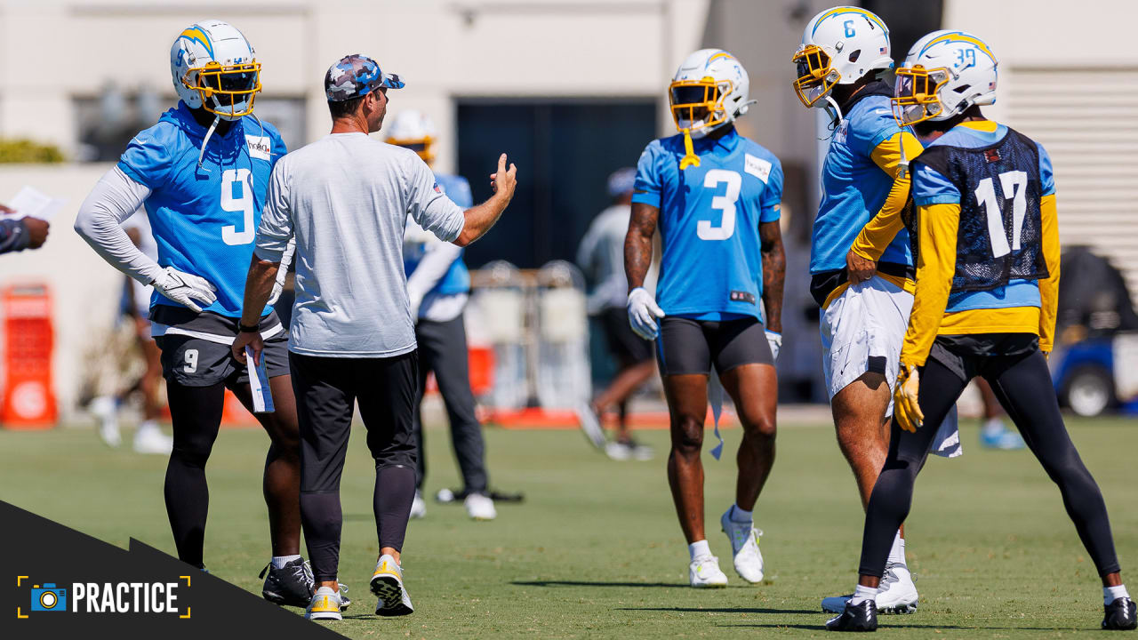 Photos: Chargers Close Out Week 3 Practices
