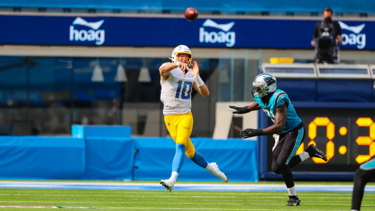 QB Justin Herbert to WR Jalen Guyton