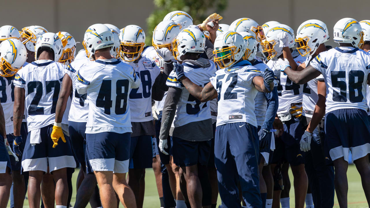 Photos: Bolts Take the Field Friday