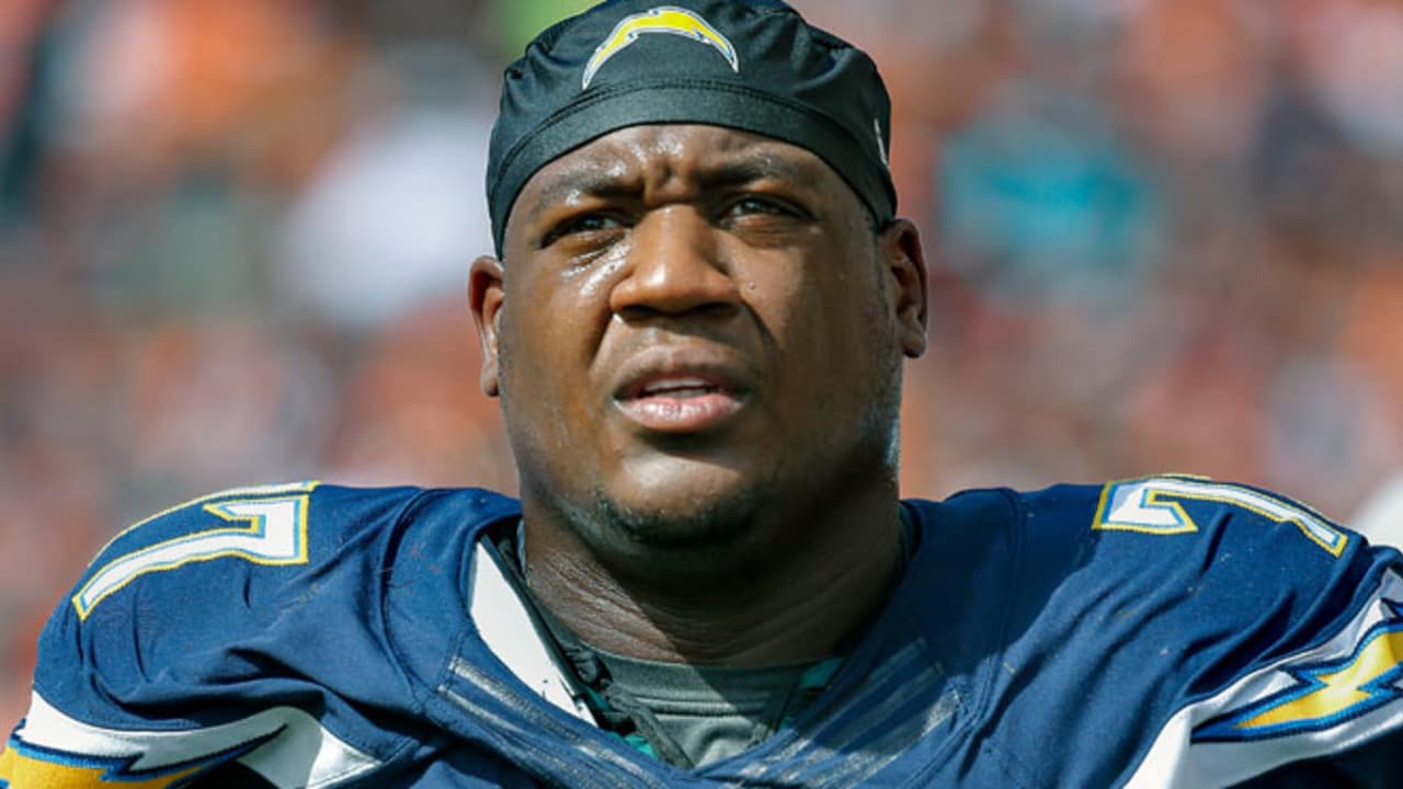 Chargers Release T King Dunlap