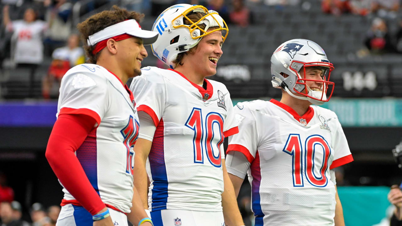Photos: Chargers Shine in Pro Bowl 2022