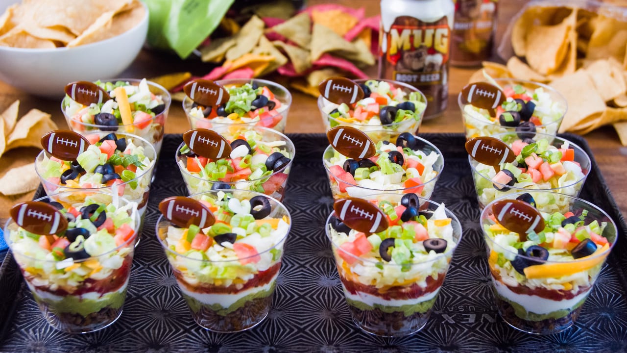 Tailgate Recipe: Touchdown Taco Cups