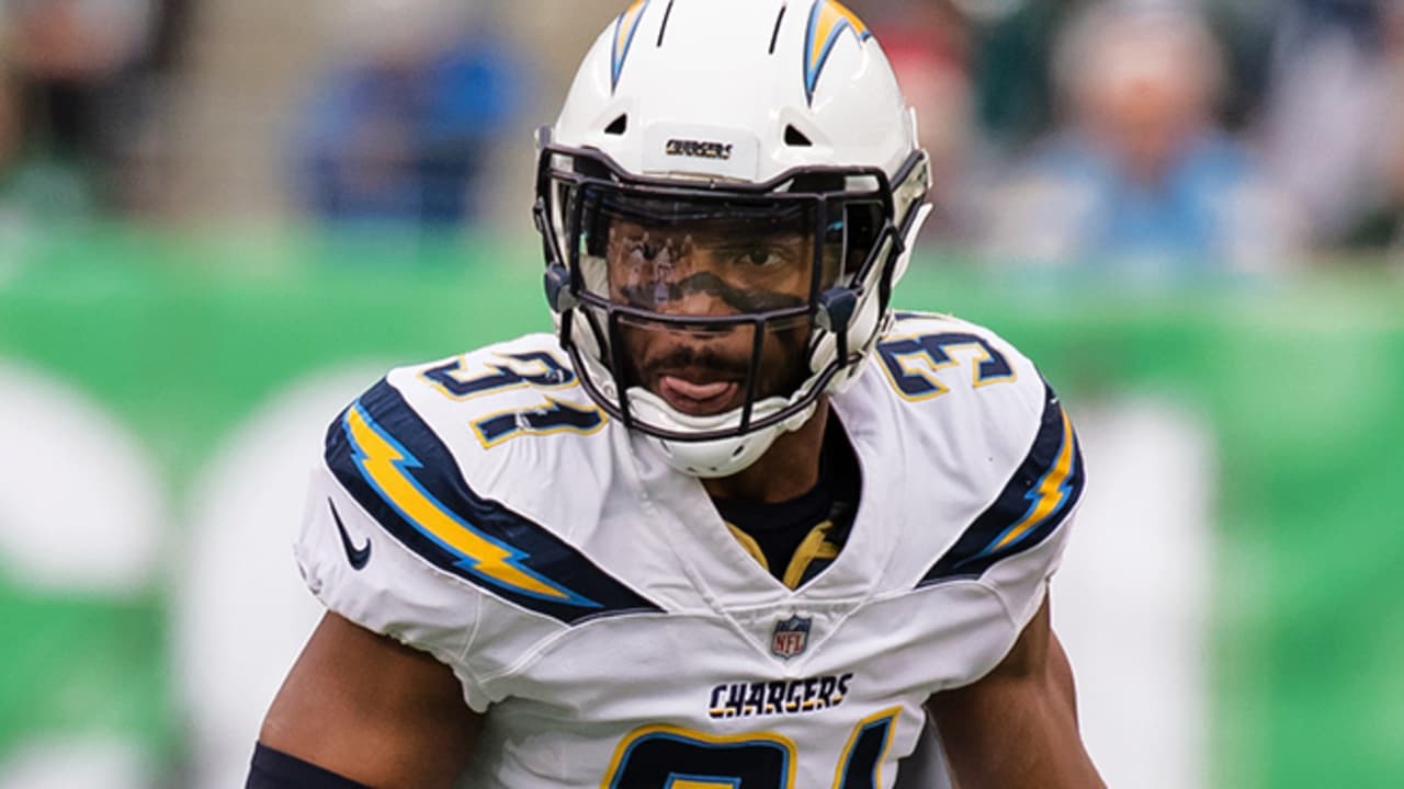 Bolts Agree to New Contract with Adrian Phillips