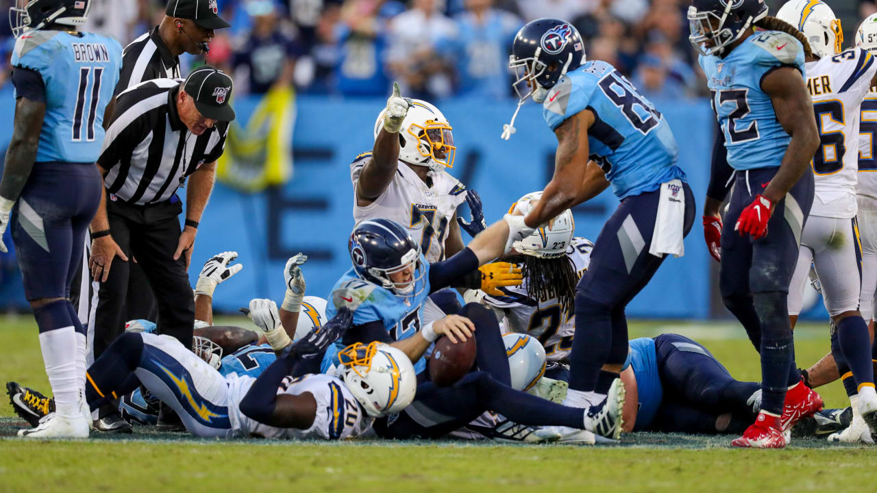 Chargers Defense Stuffs Fourth-Down QB Sneak