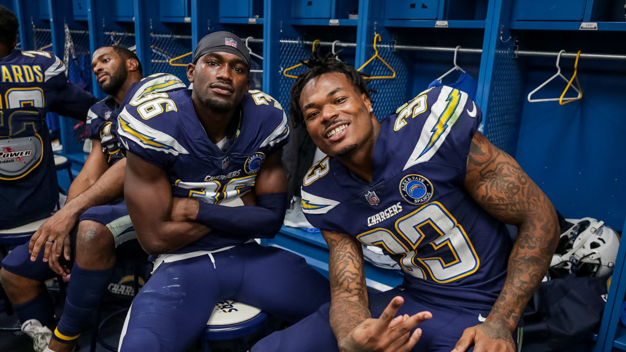 Bolts Celebrate Win Over Bengals