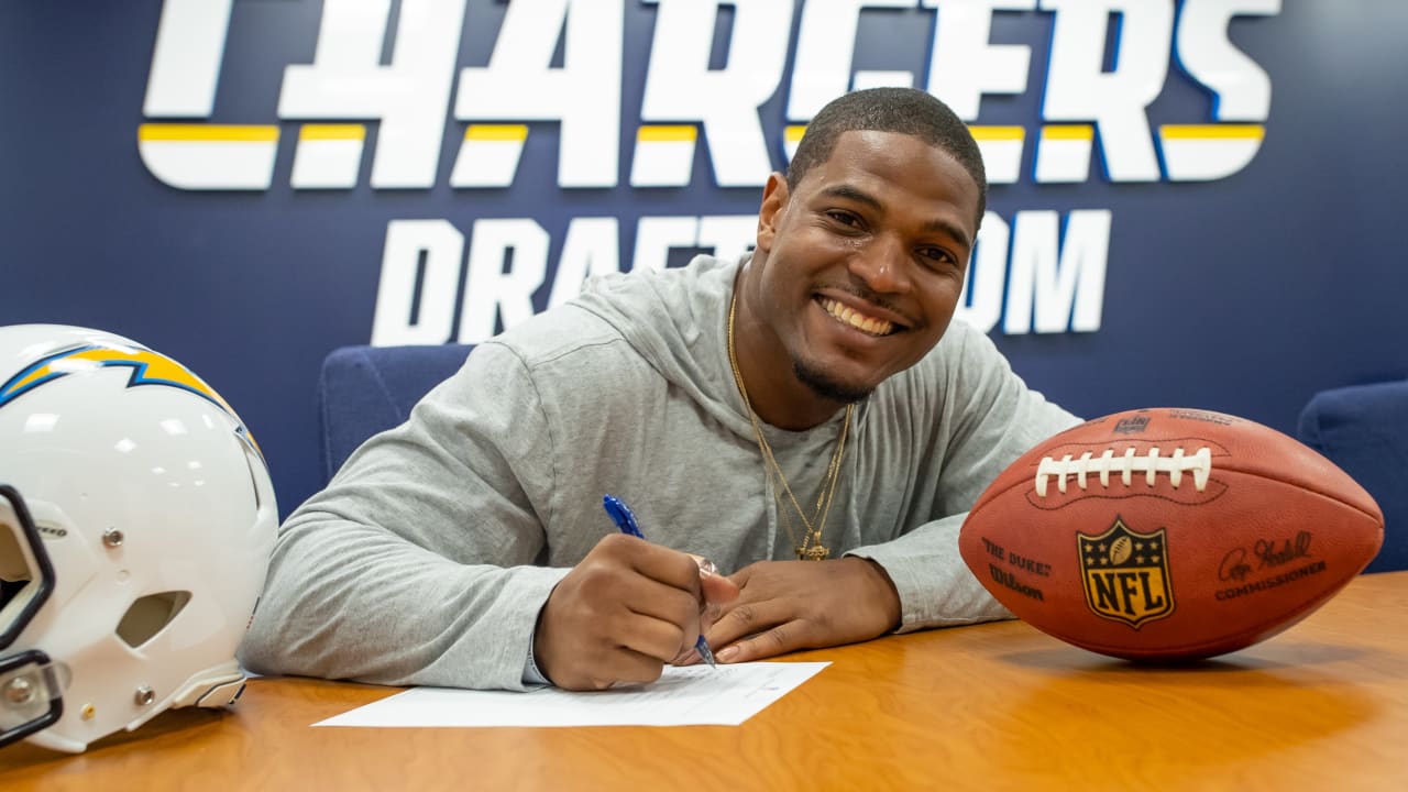 Denzel Perryman Makes it Official