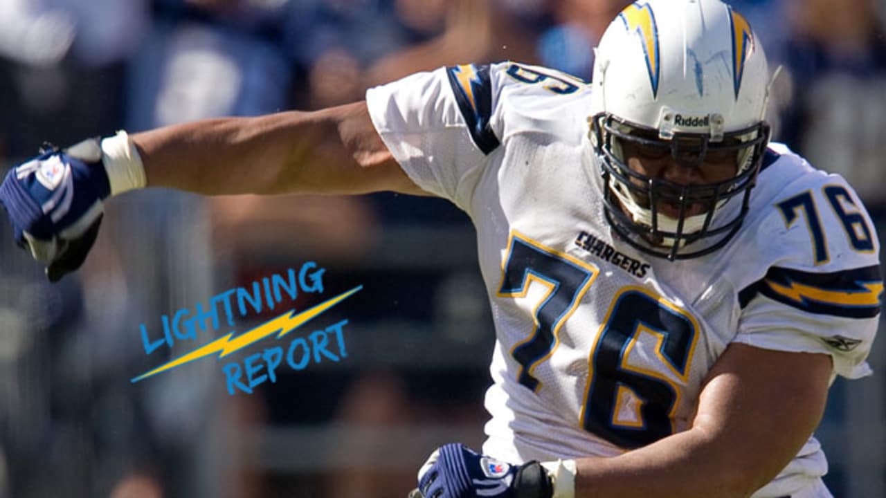 Chargers Great Returns as Coaching Intern