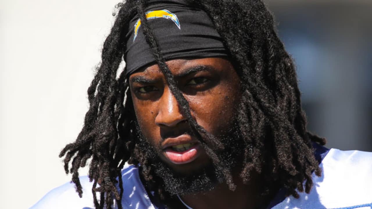 Mike Williams Sets Record Straight on Chances to Debut vs. Raiders