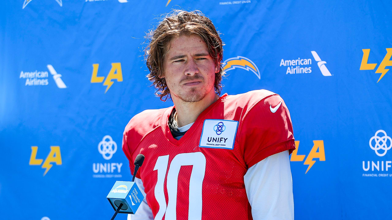 Press Conference: Justin Herbert on Competitive Joint Practice vs Saints