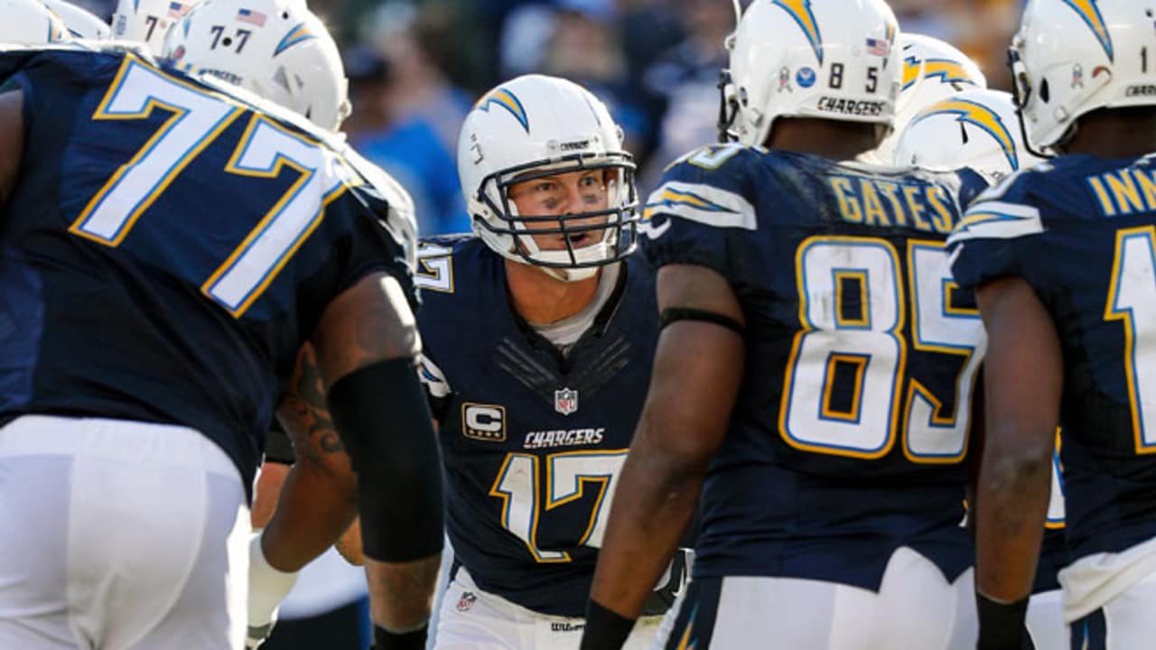 Chargers Locker Room Reacts to Coaching Change