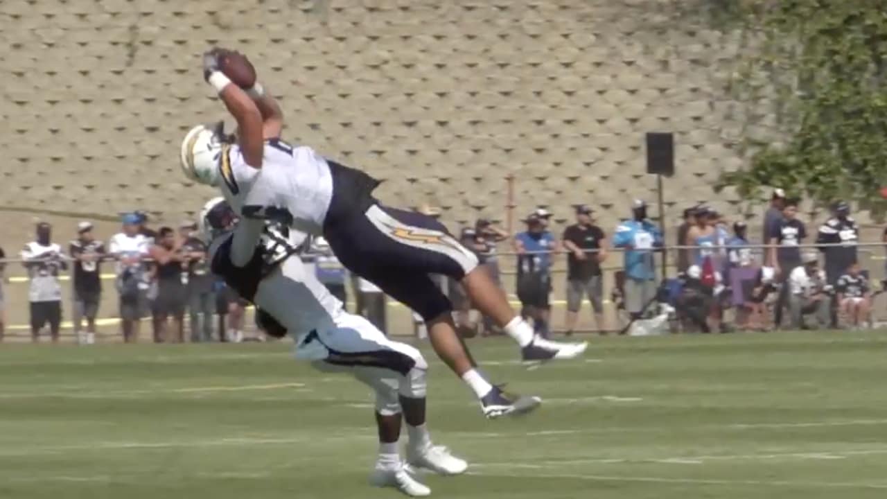 7-on-7: Henry's Leaping Grab