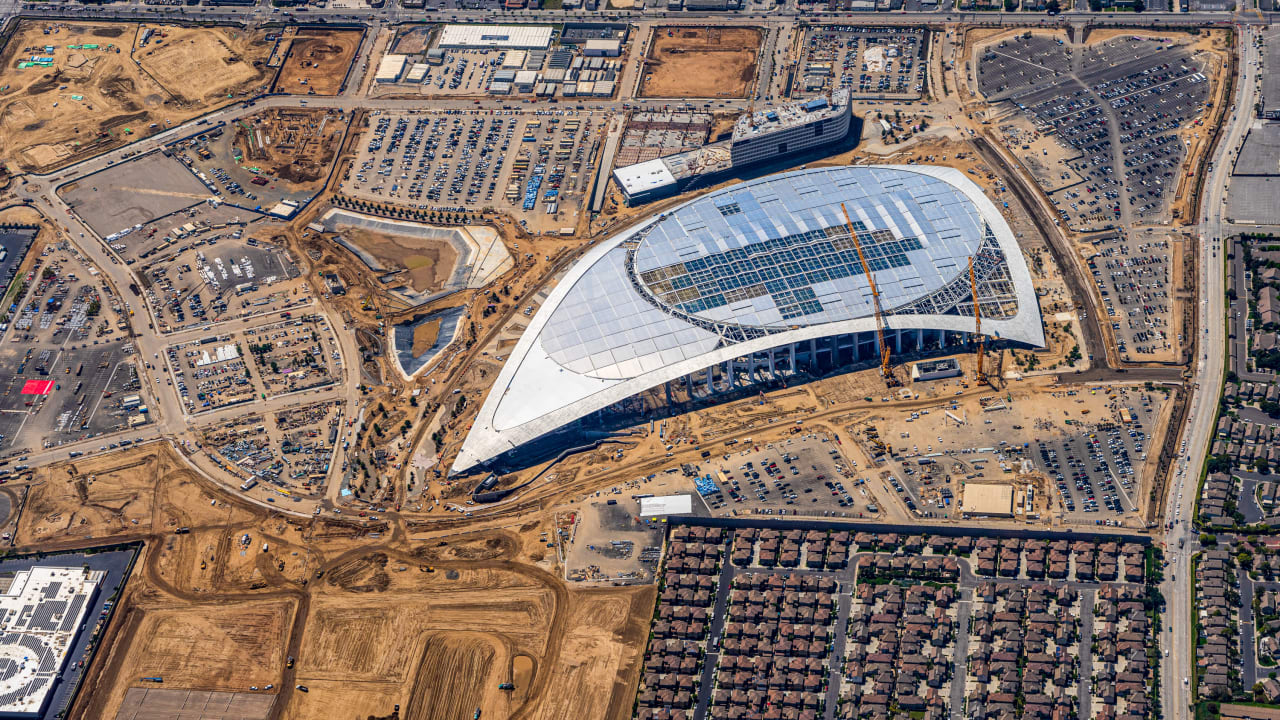 Photos: April Aerial Views of SoFi Stadium Construction