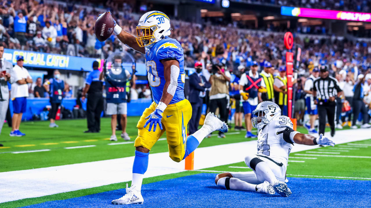 Frame-by-Frame: Ekeler Snags the MNF Touchdown