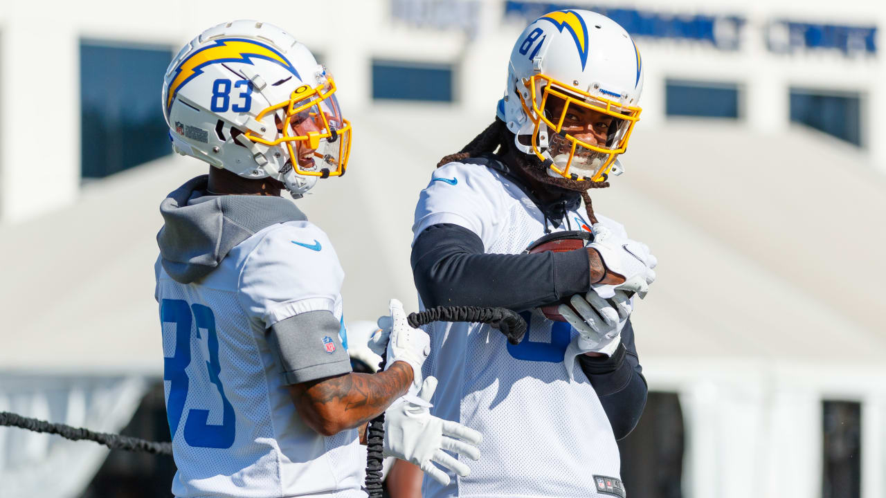 Photos: Chargers Start Week 14