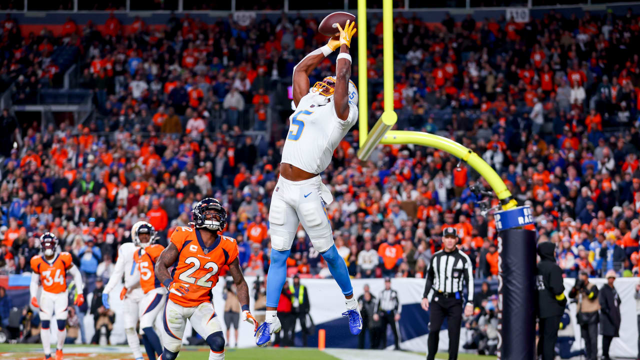 Game Highlights: Joshua Palmer Flashes NBA-Level Vertical Leap on Two ...