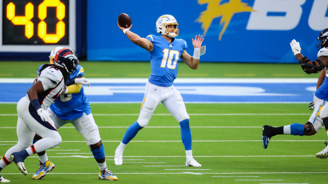 QB Justin Herbert to WR Jalen Guyton