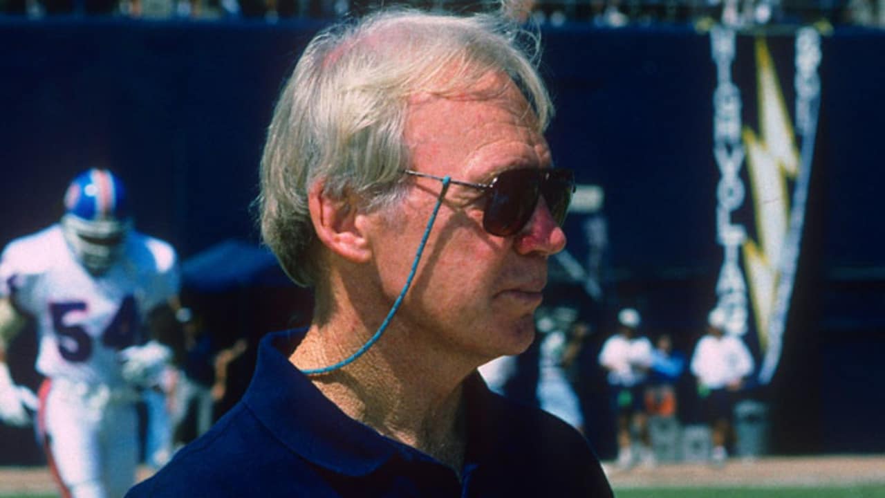 Longtime Chargers GM Bobby Beathard Elected to Hall of Fame