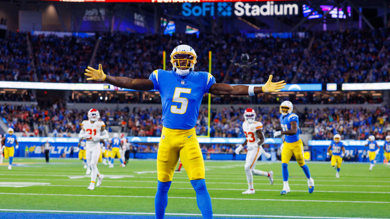 Highlights: Top 10 Offensive Plays From the 2022 Season