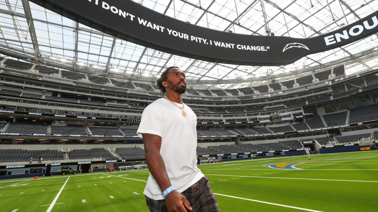 Bolts Get First Look at SoFi Stadium