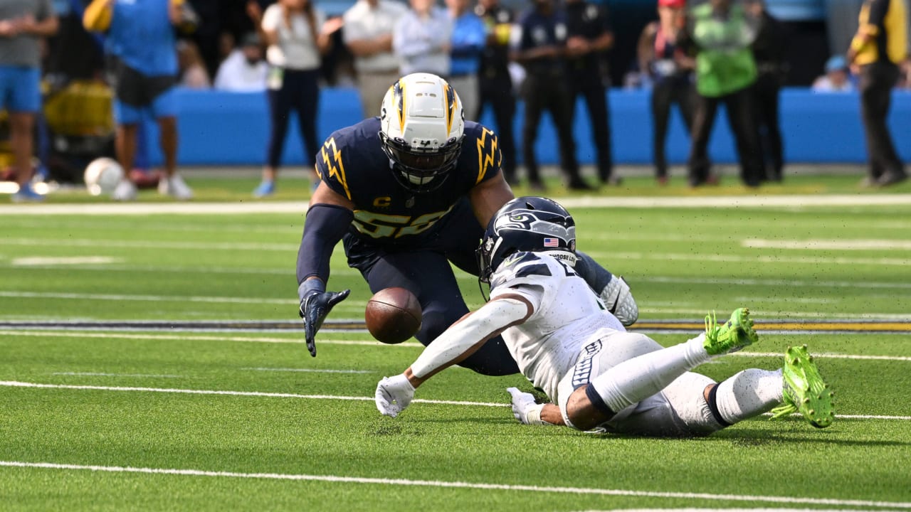 Game Highlights: Khalil Mack Vacuums Up D'Wayne Eskridge's Dropped ...