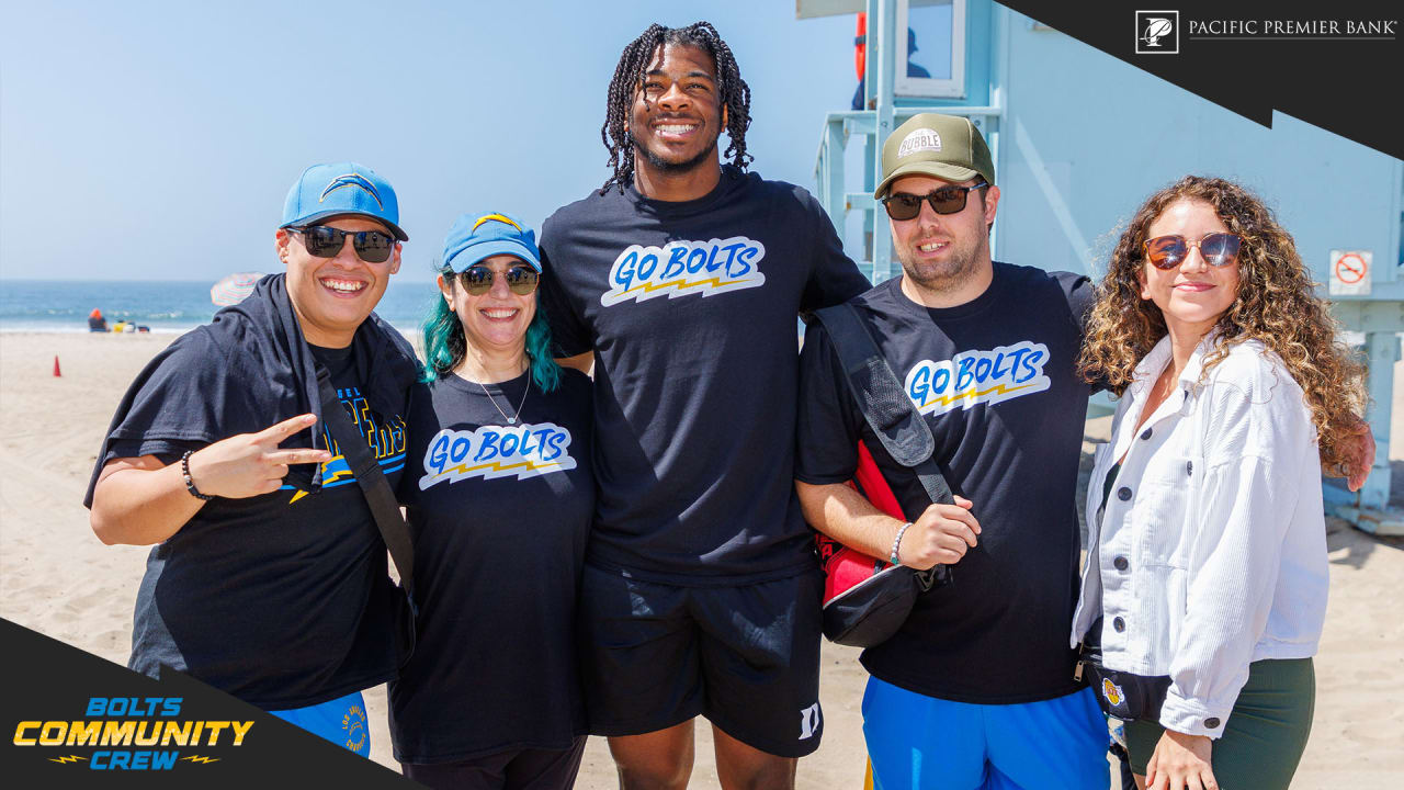 The Bolts Community Crew Hosts Beach Clean Up