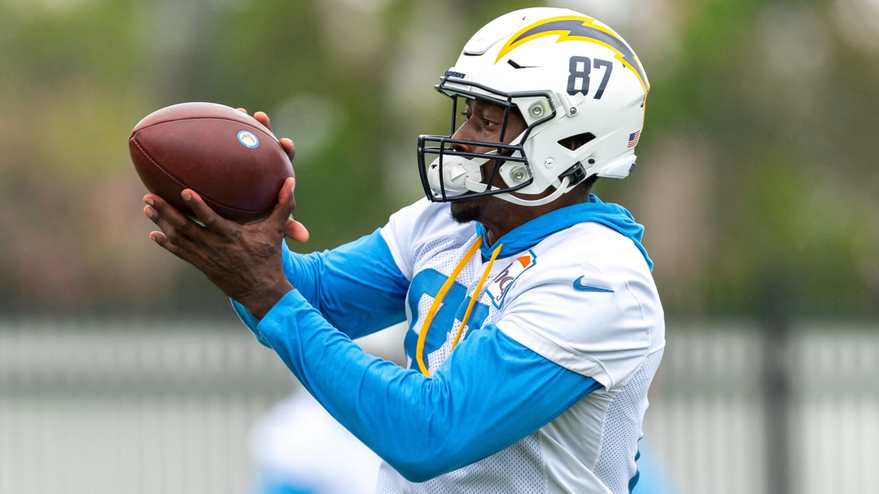 Photos: Bolts Return From Bye Week for Patriots Prep