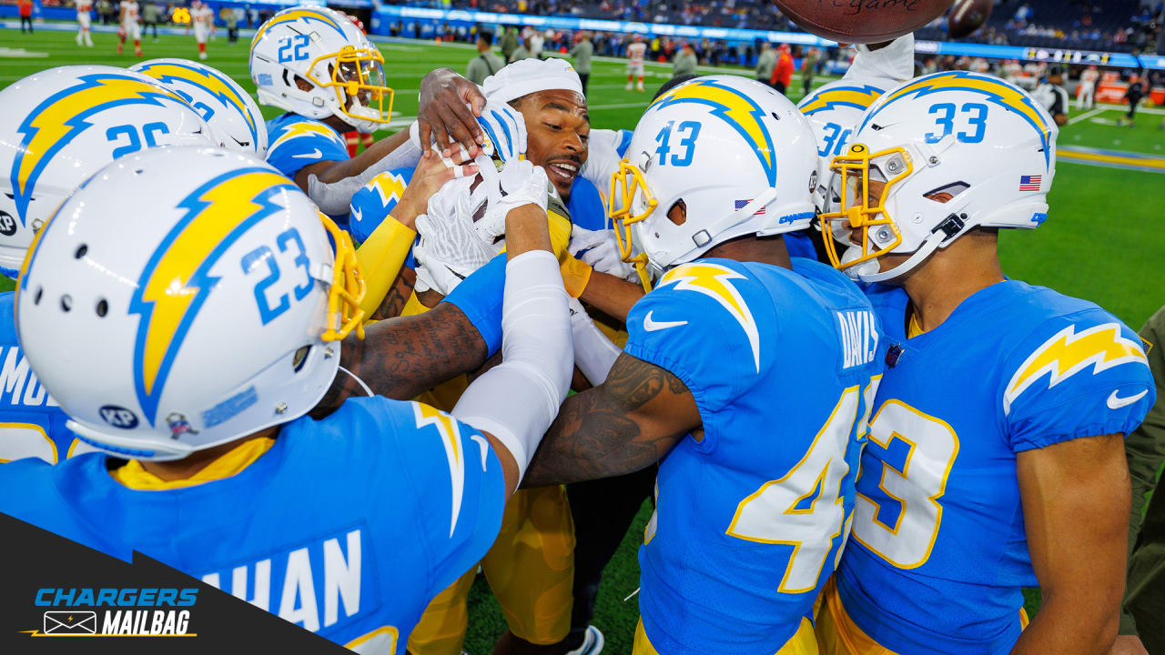 Chargers Mailbag: Bolts Playoff Chances, JT Woods’ Role & Giving Thanks