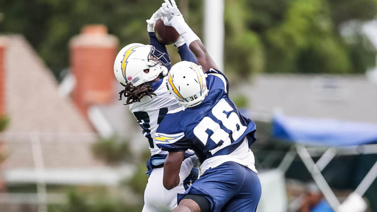 Geno Smith Finds Mike Williams with the Longball