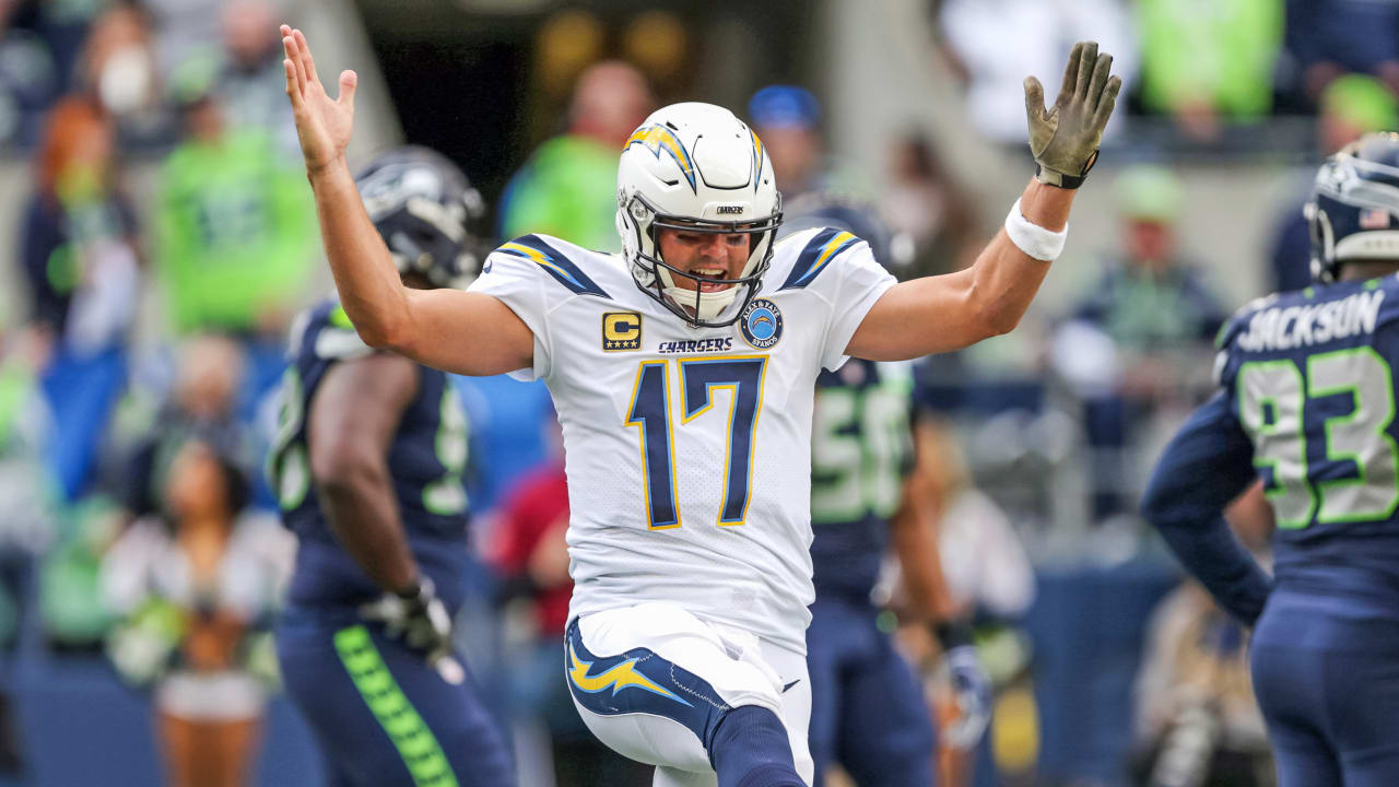 Recap: Chargers Beat Seahawks 25-17 for Fifth Straight Win