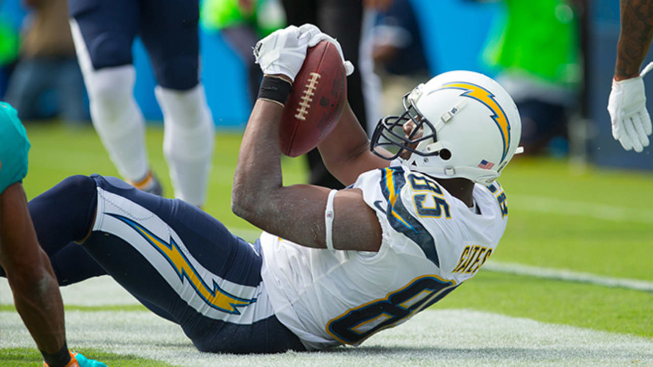 Gates Breaks NFL Record