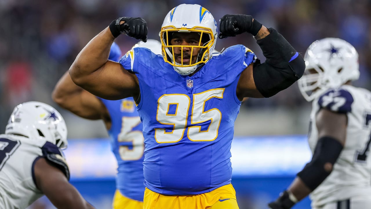 Nick Williams Highlight: Nick Williams' Sack Goes for 8-Yard Loss vs ...