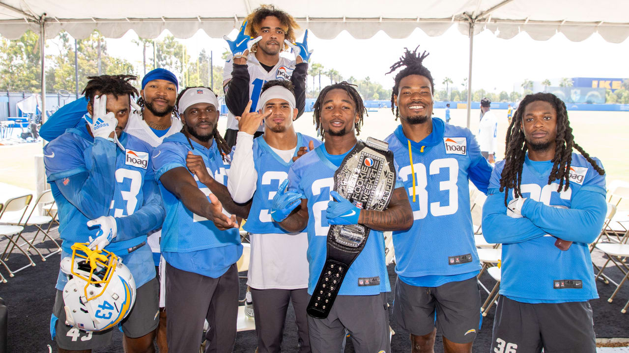 Photos: Asante Claims Rookie of the Week Belt