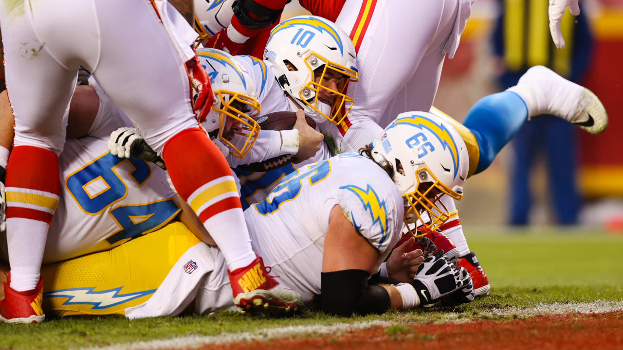 Justin Herbert Rushing Touchdown