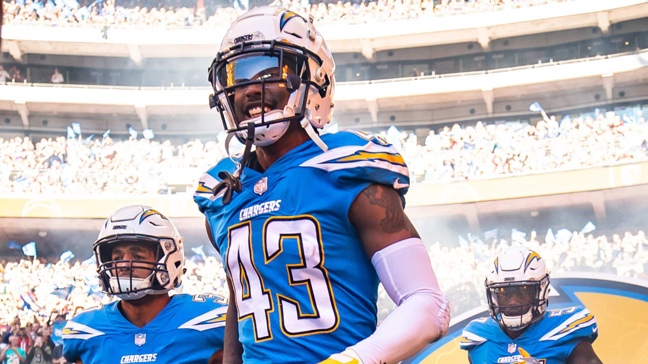 Michael Davis Forces Way into Starting Lineup